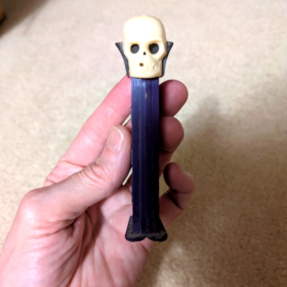 PEZ | Toys | Vintage Pez Dr Skull Dispenser Excellent Condition | Poshmark